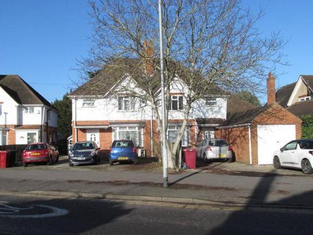 8 bedroom semidetached house for rent in Addington Road Reading Berkshire RG1