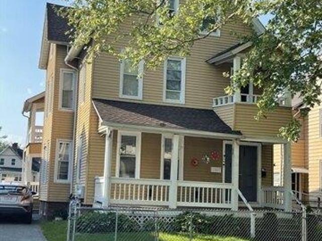 8 bedroom, Springfield MA 01105 104481305