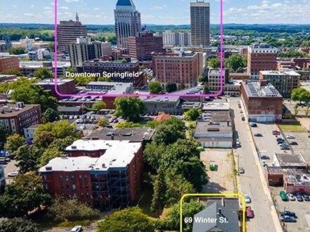 8 bedroom, Springfield MA 01105 104757777