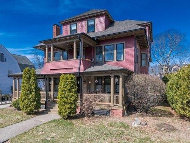 8 bedroom, Springfield MA 01108 102342429