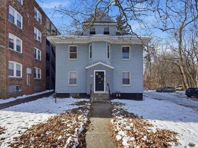 8 bedroom, Springfield MA 01108 LS102593867