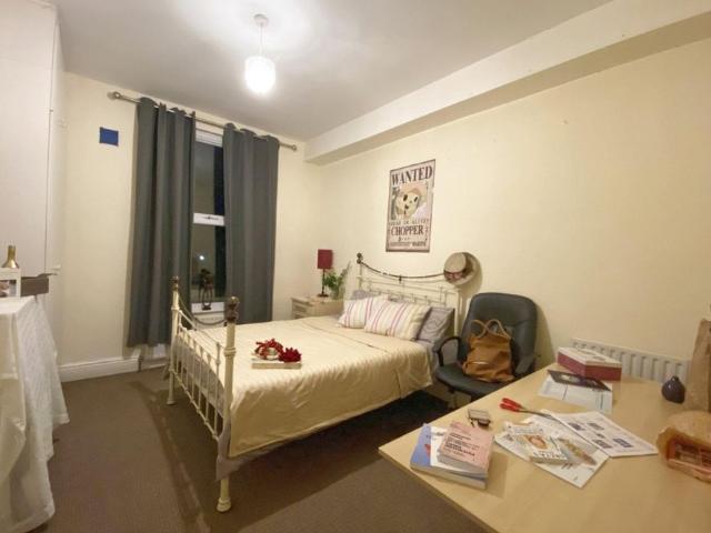8 Bedroom Student House Ash Grove