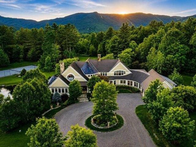 8 bedroom, Stowe VT 05672 103499767