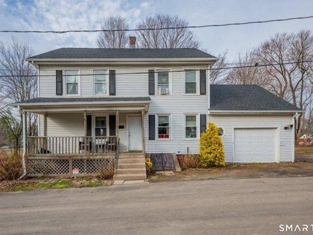 8 bedroom, Suffield CT 06078 LS102316604