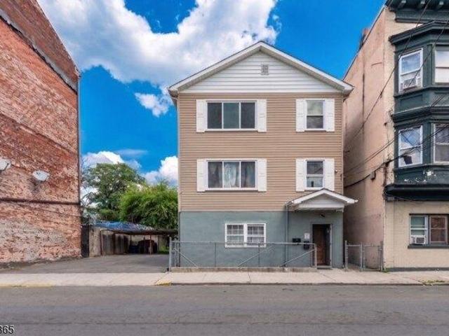 8 bedroom, Paterson NJ 07501 105157355