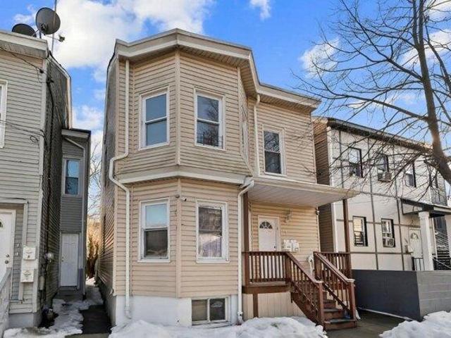 8 bedroom, Paterson NJ 07522 LS101627711