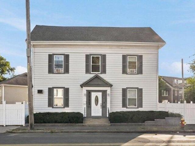 8 bedroom, Peabody MA 01960 105205238