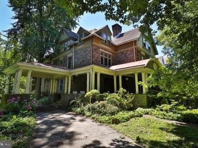 8 bedroom, Philadelphia PA 19144 88287426