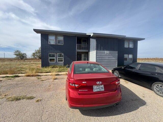 8 bedroom, Plainview TX 79072 LS96512125