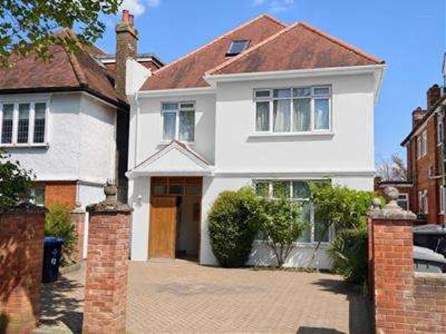 8 Bedroom Property
