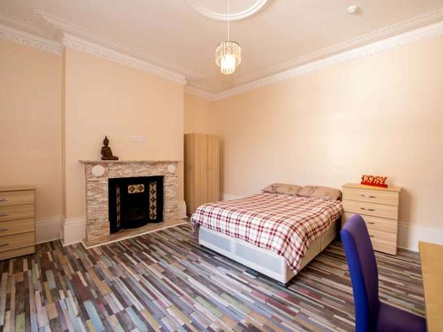 8 Bedroom Property