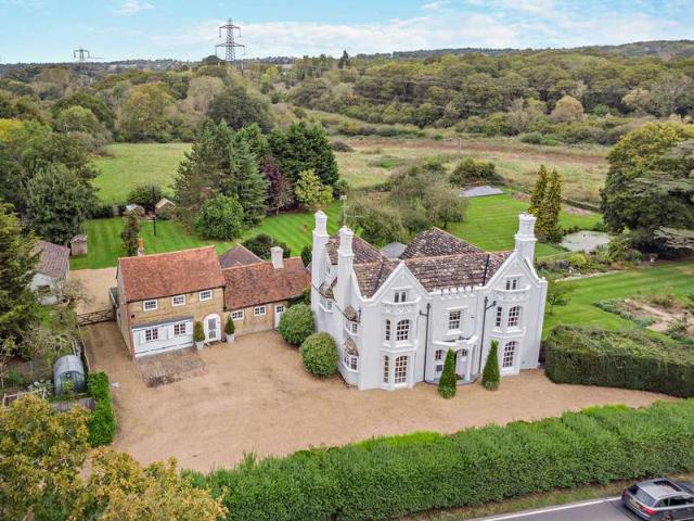 8 Bedroom Property