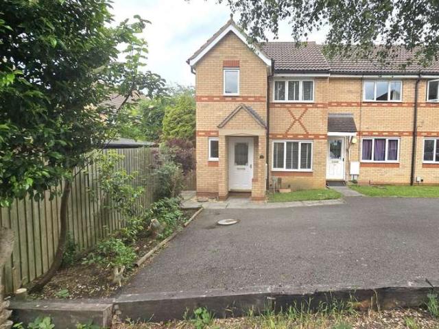 8 Bedroom Property