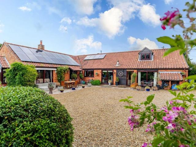 8 bedroom property for sale