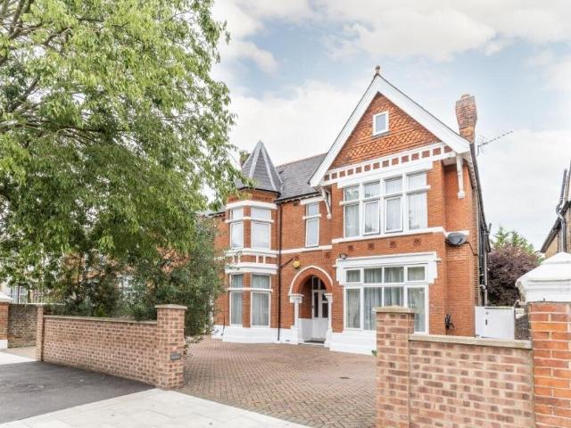 8 bedroom property in Hamilton Road, London, W5 £12,000 pcm | Chestertons
