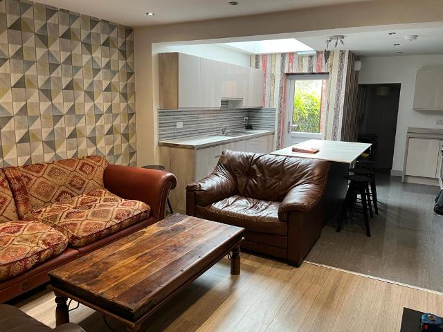 8 bedroom property to let in 128 Bournbrook Road £1,088 pw