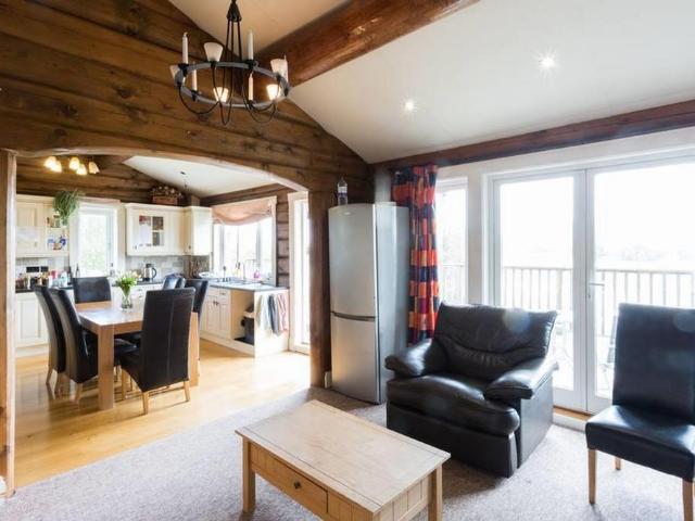 8 bedroom property to rent