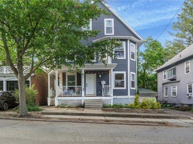 8 bedroom, Providence RI 02906 105124097