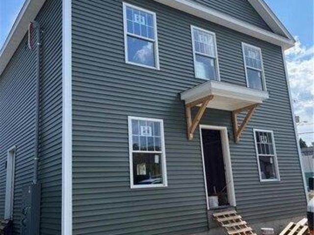8 bedroom, Providence RI 02908 104789696