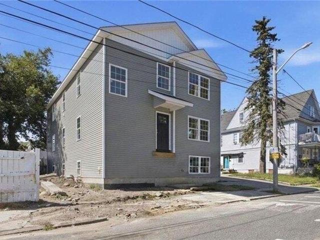 8 bedroom, Providence RI 02908 104848540