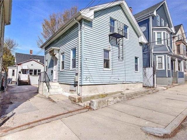 8 bedroom, Providence RI 02909 102312523