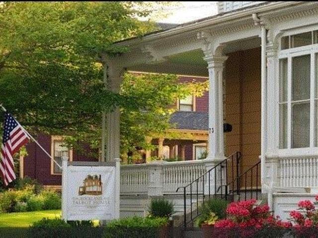 8 bedroom, Rockland ME 04841 LS102028560