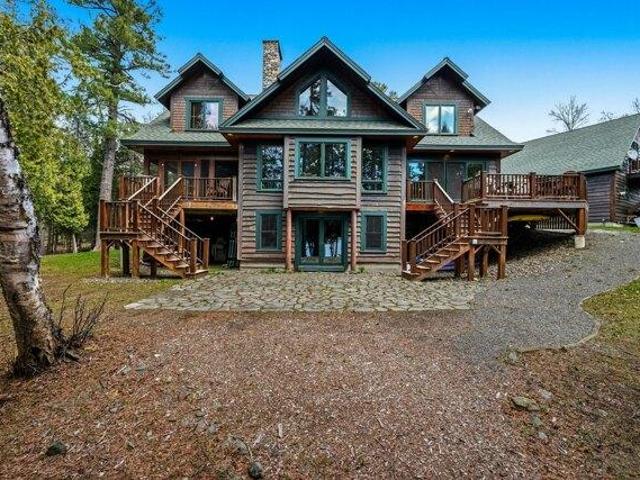 8 bedroom, Rangeley ME 04970 LS102828455