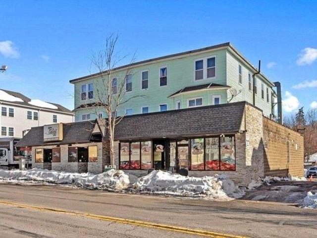 8 bedroom, Worcester MA 01605 104190693
