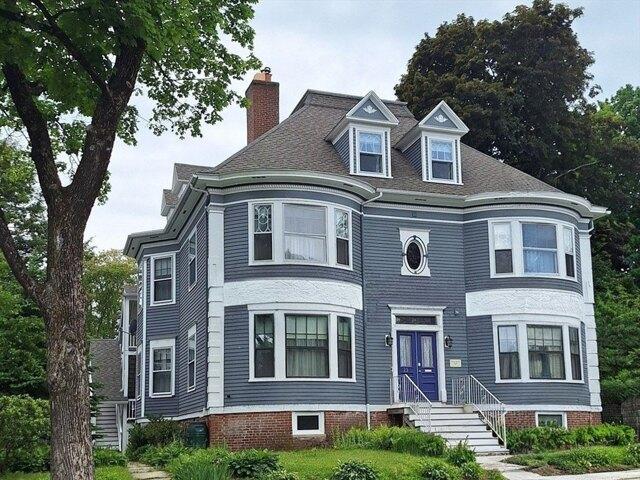 8 bedroom, Worcester MA 01602 104811273
