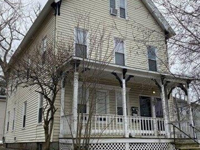 8 bedroom, Worcester MA 01610 102447305