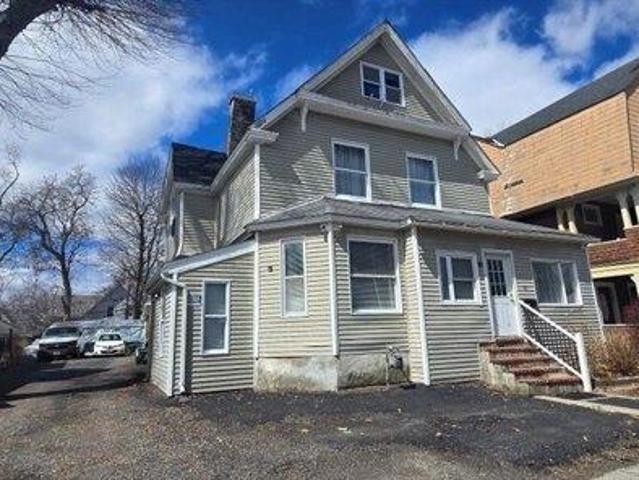 8 bedroom, Worcester MA 01610 103444582