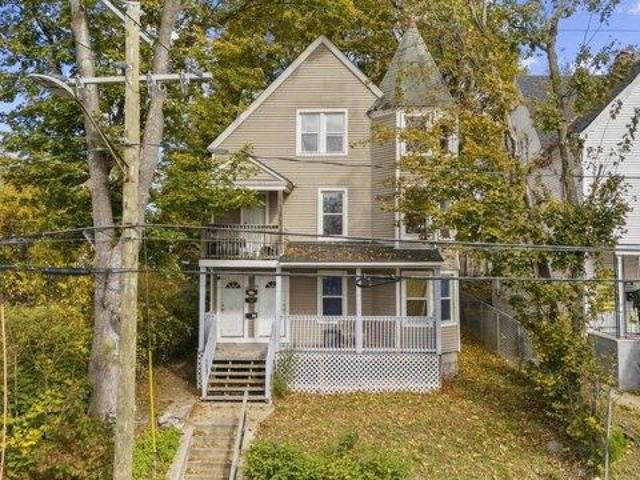 8 bedroom, Waterbury CT 06704 102154239