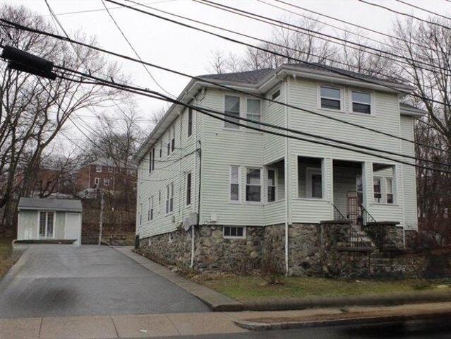 8 bedroom, Waltham MA 02451 104759818