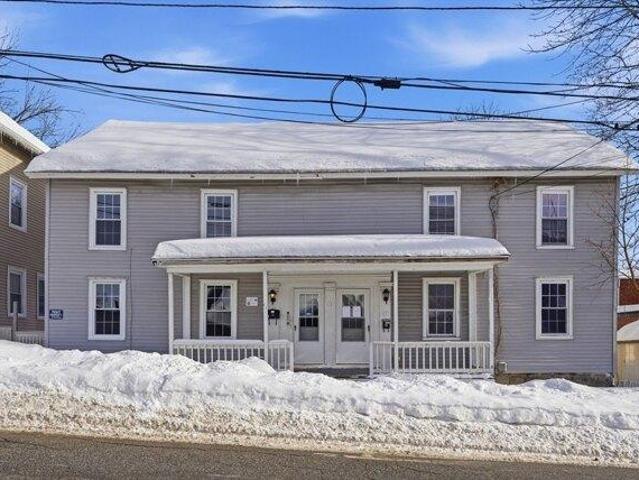 8 bedroom, Ware MA 01082 LS102565242
