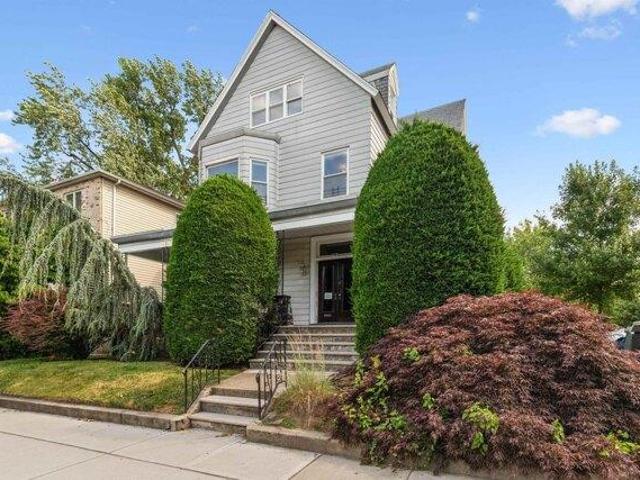 8 bedroom, Weehawken NJ 07086 104479059