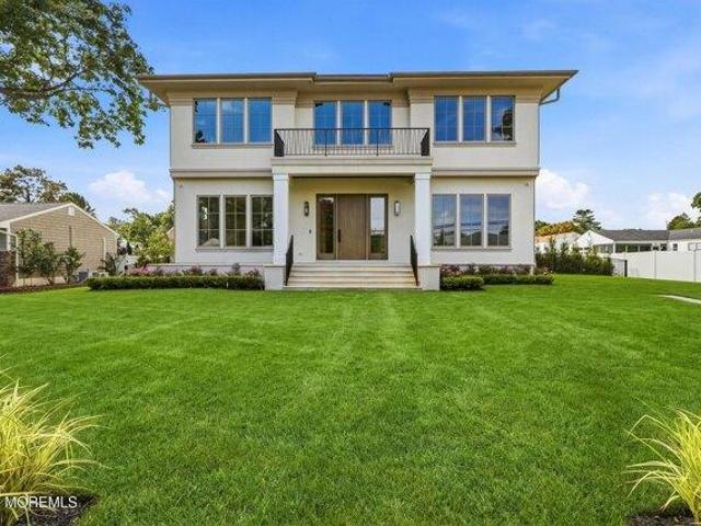 8 bedroom, West Long Branch NJ 07764 105159418