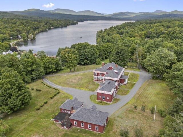 8 bedroom, Wilton ME 04294 105157149