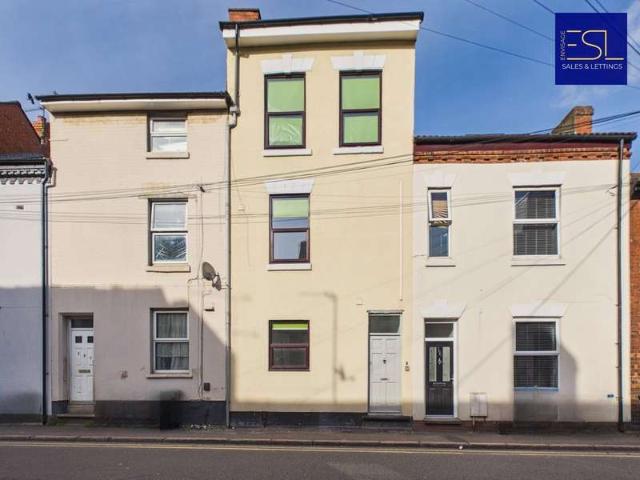8 Bedroom Terraced House