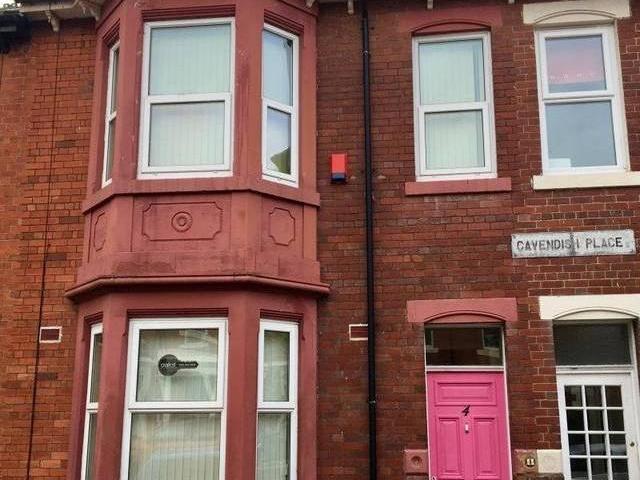 8 bedroom terraced house for rent in Cavendish Place Newcastle Upon Tyne NE2