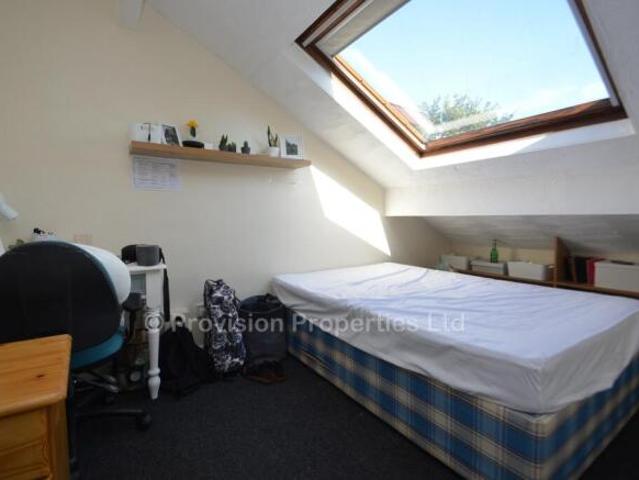 8 bedroom terraced house for rent in Ash Grove, Hyde Park, Leeds, LS6
