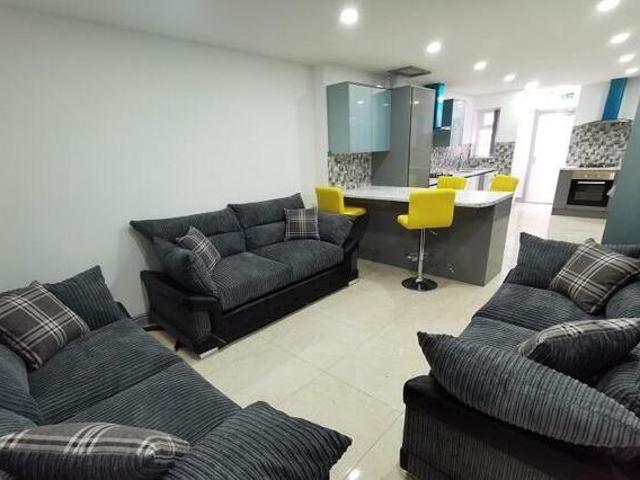 8 Bedroom Terraced House For Rent In Birmingham