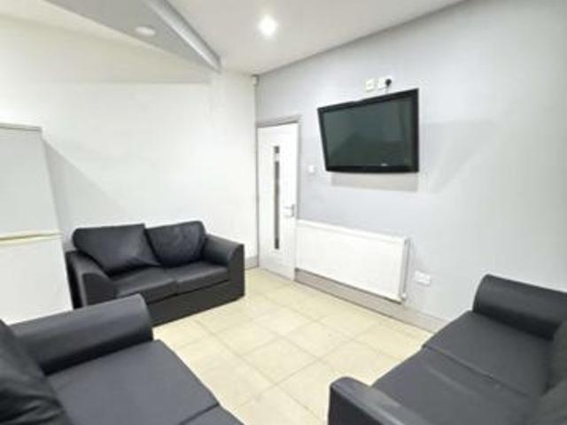 8 Bedroom Terraced House For Rent In Birmingham