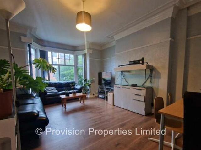 8 Bedroom Terraced House For Rent In Headingley, Leeds