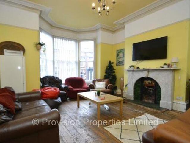 8 Bedroom Terraced House For Rent In Hyde Leeds