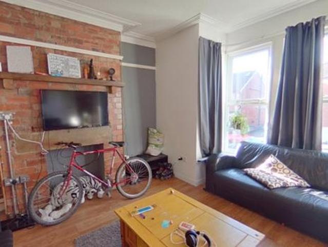 8 Bedroom Terraced House For Rent In Leeds, West Yorkshire