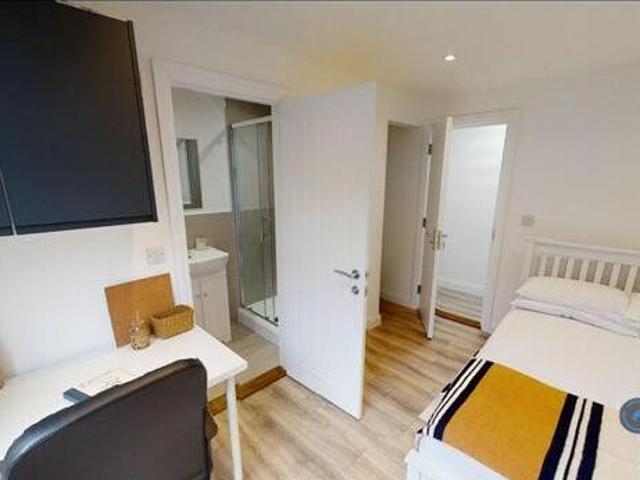 8 Bedroom Terraced House For Rent In Southsea