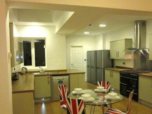 8 Bedroom Terraced House For Rent In Selly Oak, Birmingham