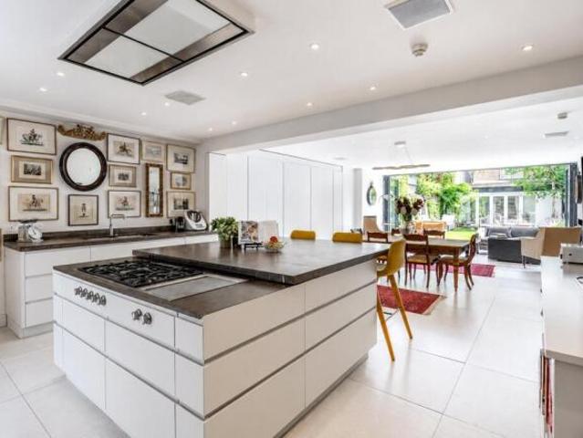 8 bedroom terraced house for rent in Phillimore Terrace, Allen Street, W8