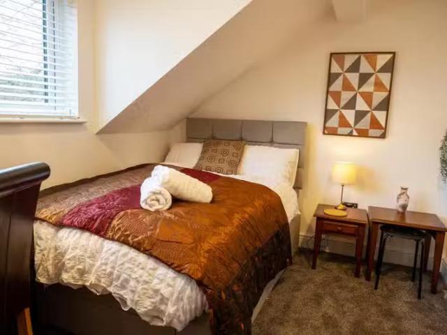 8 bedroom terraced house for rent in Priory Road, Liverpool, L4