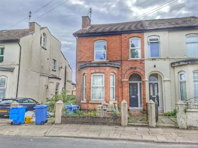 8 bedroom terraced house for sale